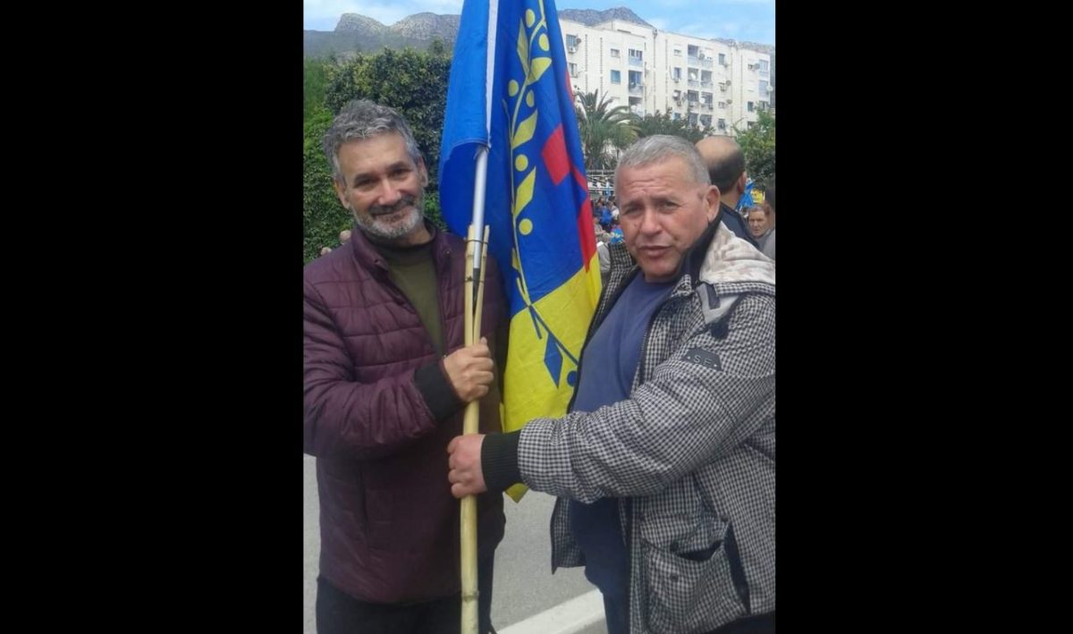 Djamel Zenati s'affiche avec un drapeau Kabyle et soutient le MAK ...